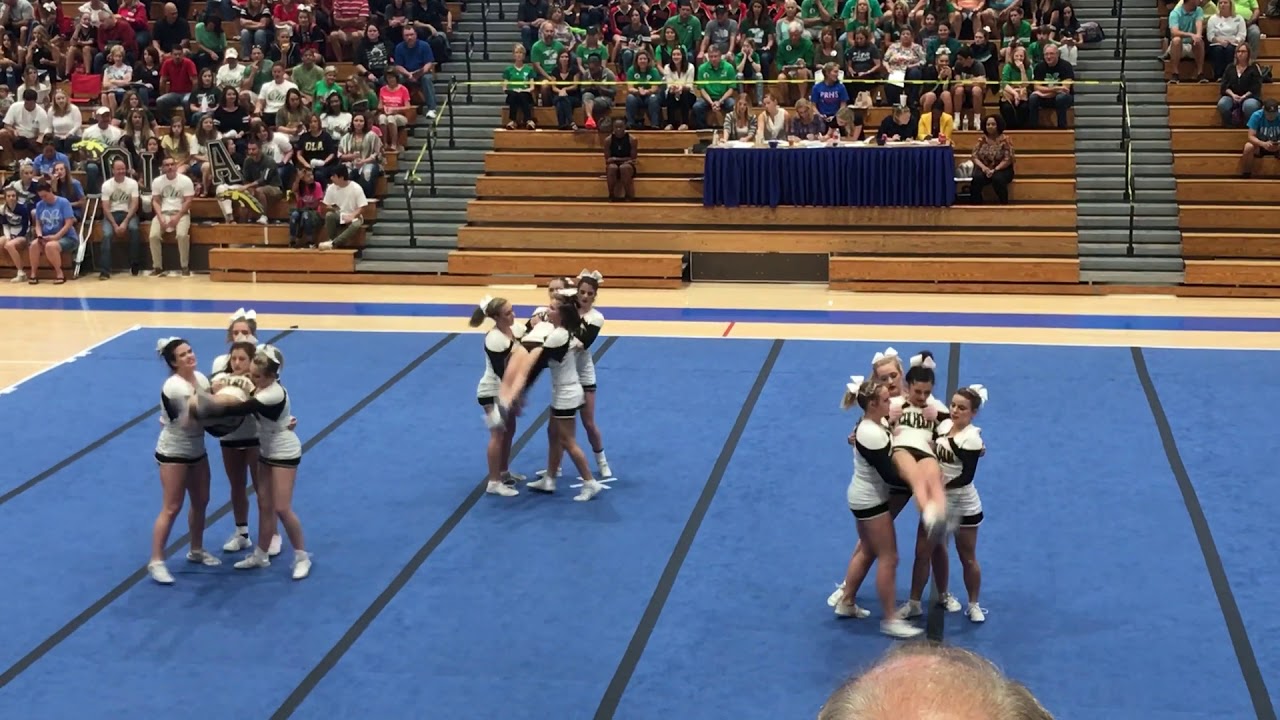 Calhoun Yellow Jackets Cheer 2017 - YouTube