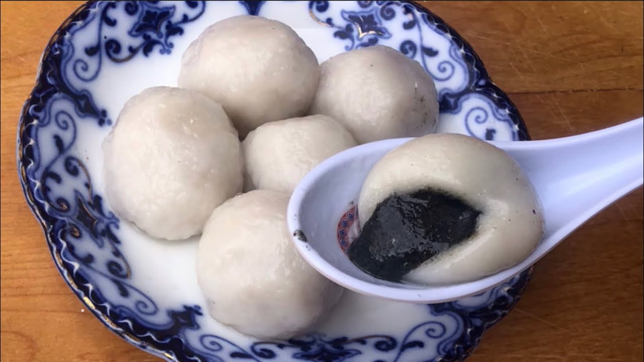 摇元宵｜流沙黑芝麻馅｜元宵不裂的窍门 ｜sweet sesame dumpling - YouTube