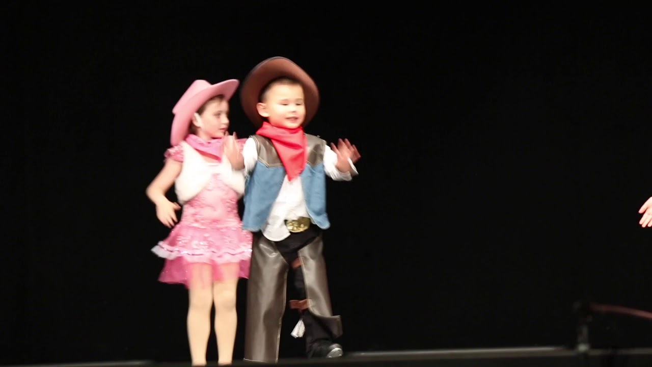 Komotion Dance Recital 2018 - Boot Scootin' Tappers - YouTube