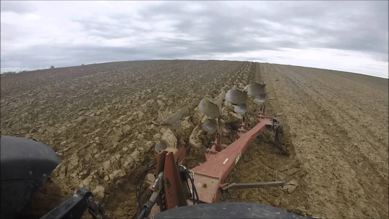 [GoPro] Case IH Magnum MX 180 au labour condition difficile - YouTube