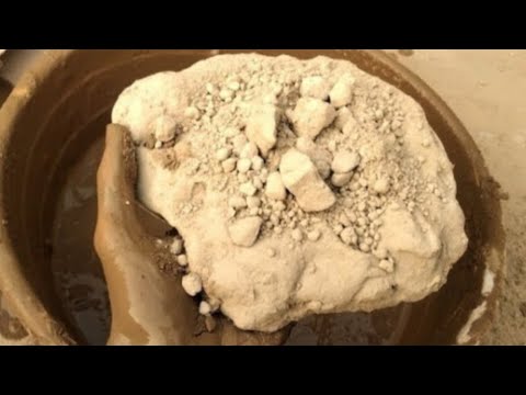 |ASMR| pure soft & fluffy mud dry and water 💦 crumbling | mazedar ...