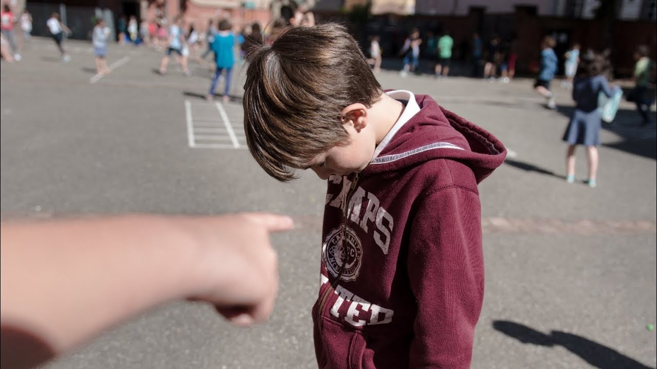 Professeur Marcel Rufo : "Expliquer pourquoi le harceleur harcèle peut ...