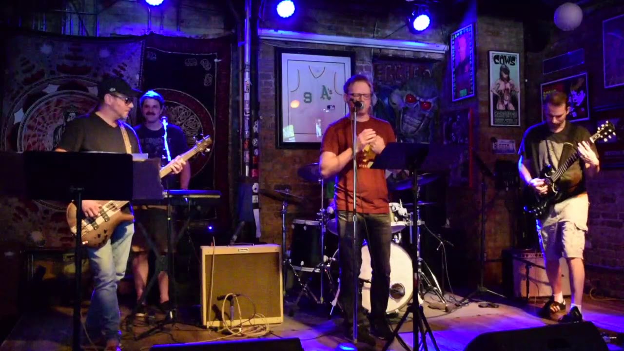 Altered Stage - Family Man (Hall & Oates) - YouTube