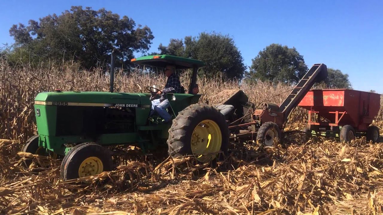 2-Row Corn Picker - YouTube