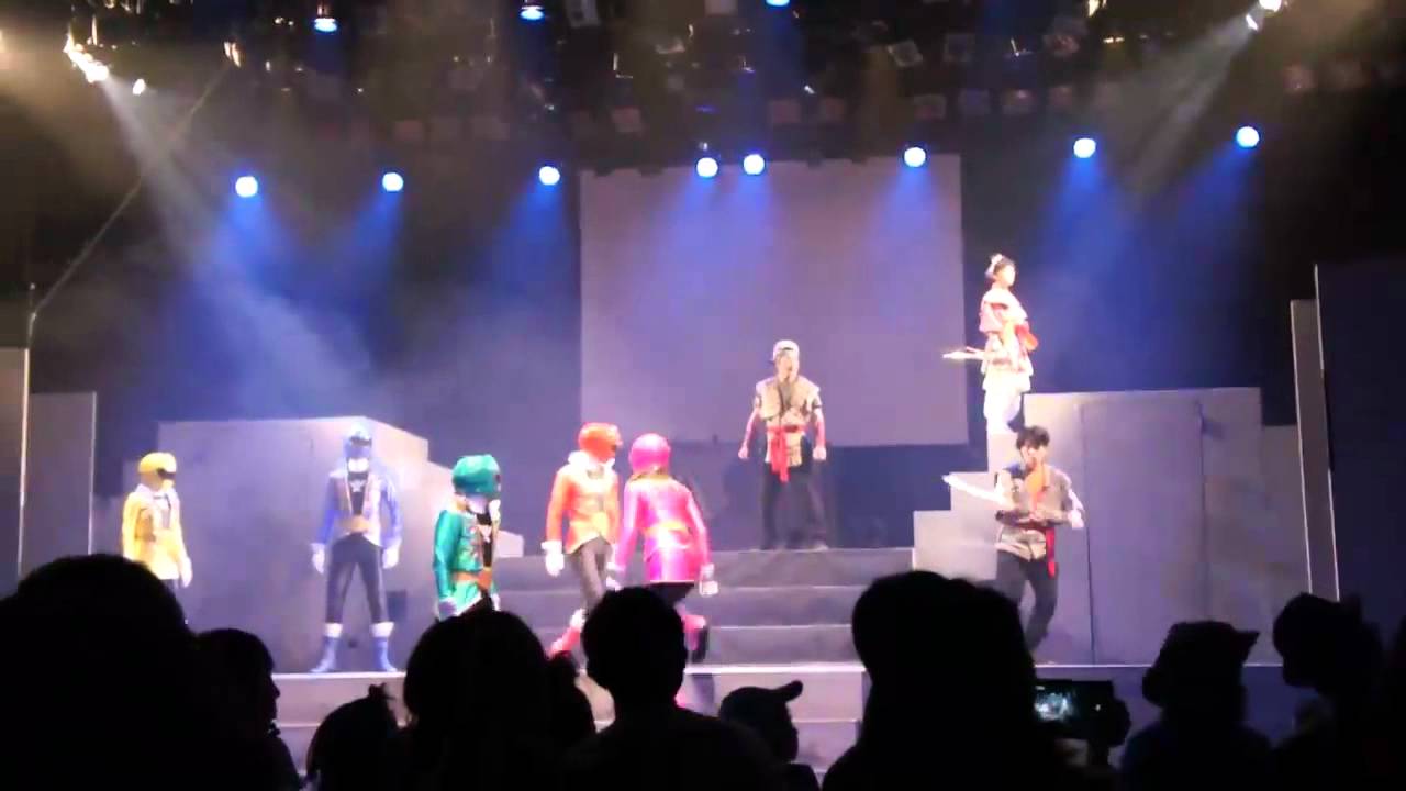 Gokaiger Live Show @ Toei Movie Park - YouTube
