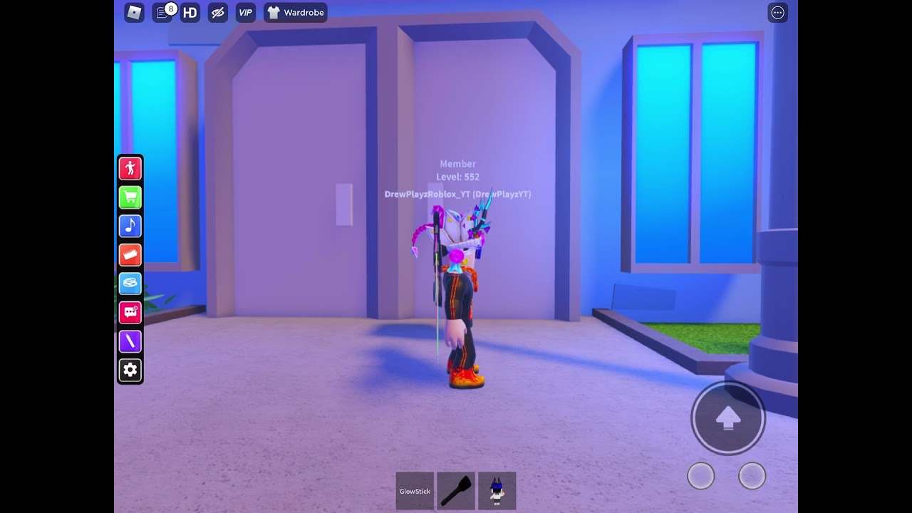 Jumping into different Roblox avatars (original?) - YouTube