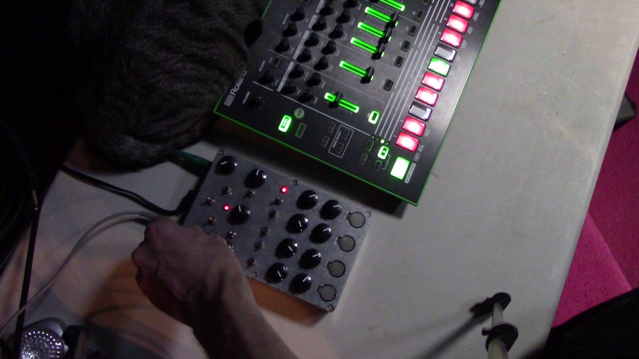 Particle Smasher + meets Roland TR 8 - YouTube