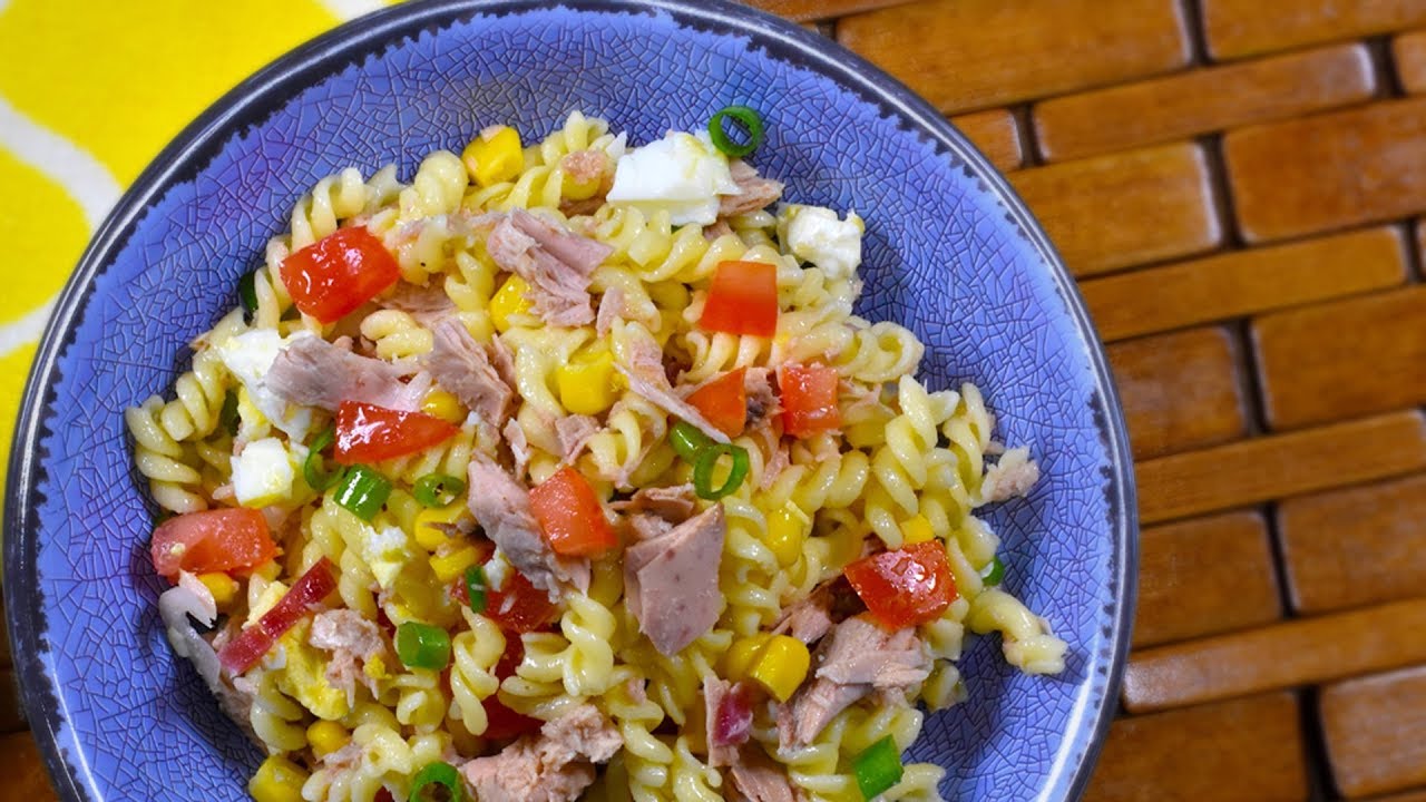 Pasta Fusilli y Atun Coloso - YouTube