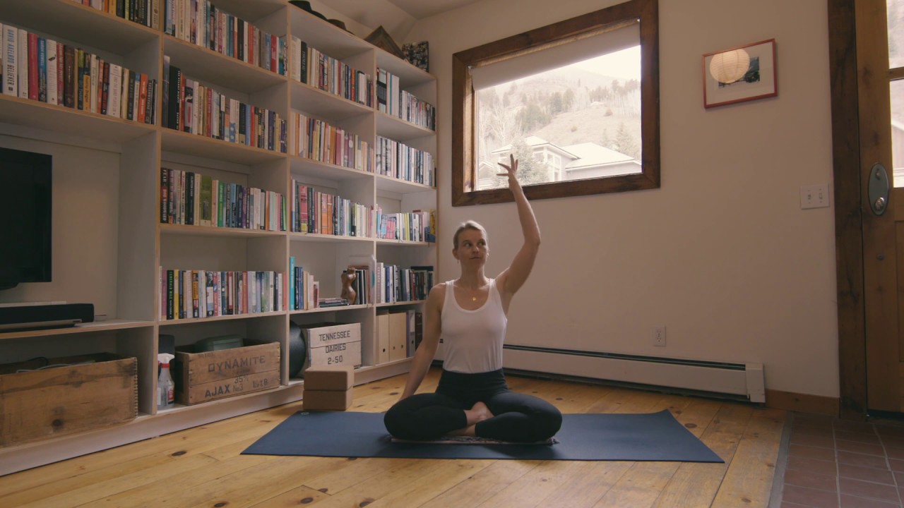 15 Minute Full Body Yoga Stretch for Stress and Anxiety - YouTube