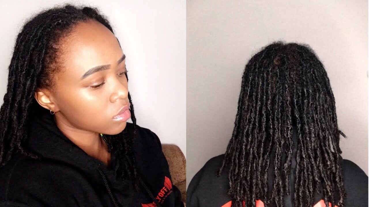 HOW TO MOISTURIZE LOCS - YouTube