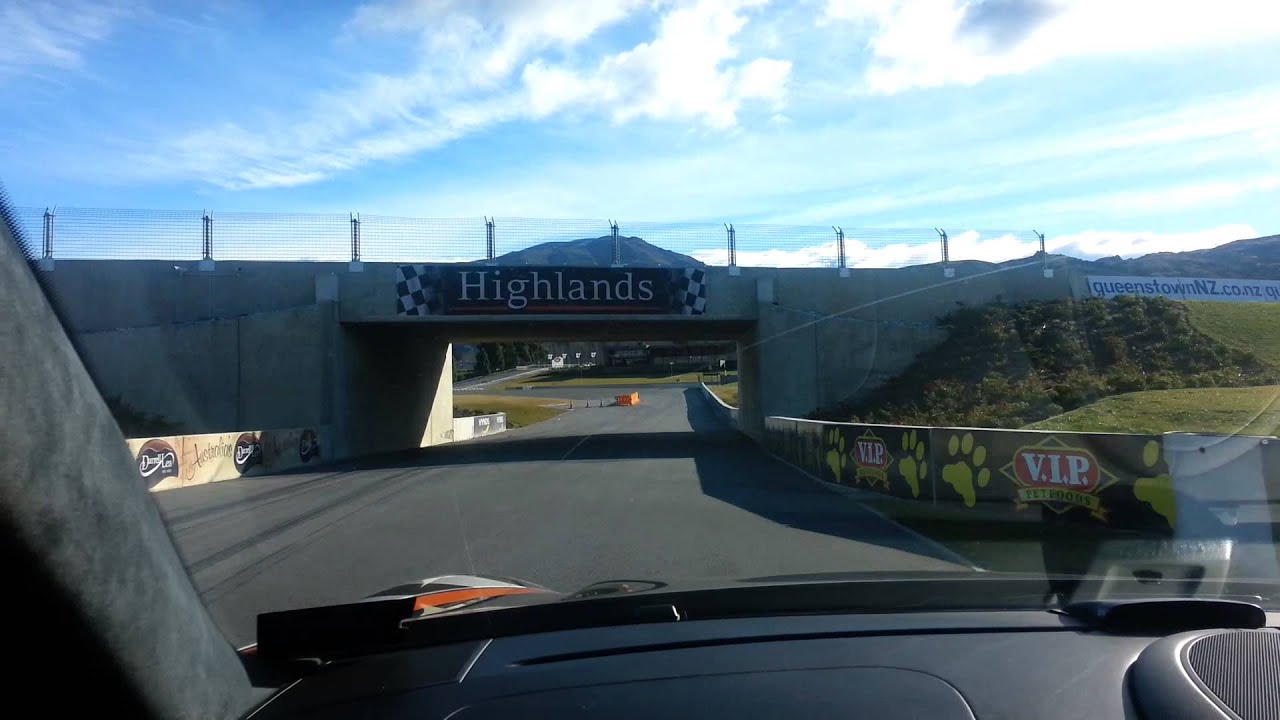 Onboard Lap of Highlands Motorsport Park - YouTube