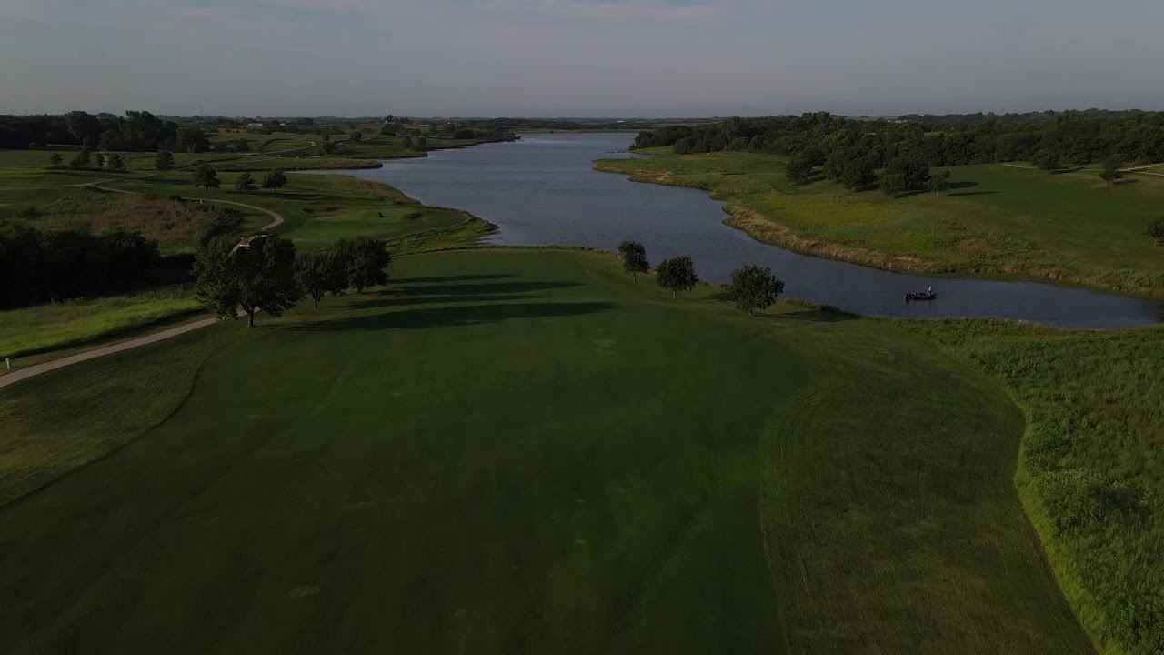 Hole 18 - Sechrest 18 - Mozingo Lake Golf Course - YouTube