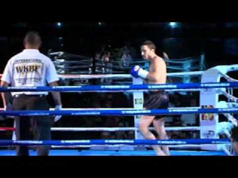 Nader Ahmar Knock Out - YouTube