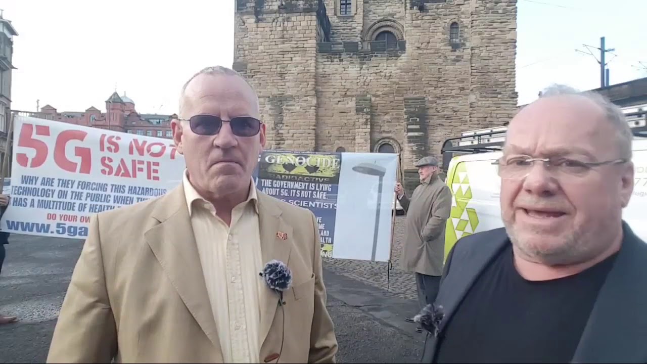 Why Are GATESHEAD COUNCIL Trying To JAIL Mark Steele - YouTube