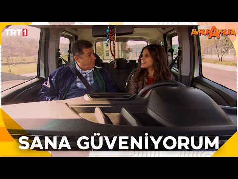 Ferdi, Gül’e araba kullanmayı öğretiyor - Avrupa Avrupa 13. Bölüm @trt1