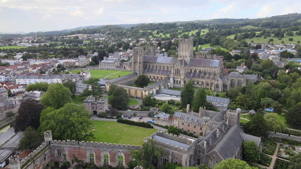Wells Cathedral 聖安德魯大教堂, BA5 2UE UK - YouTube