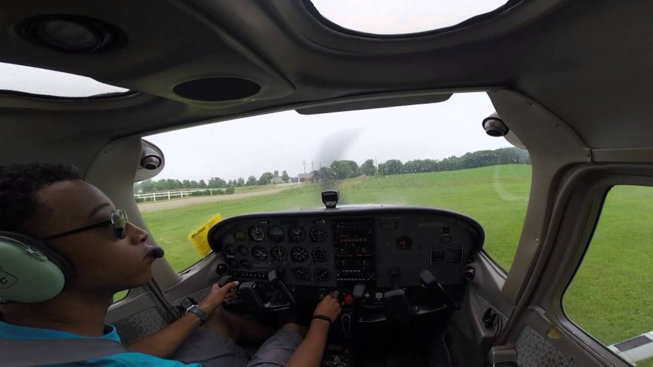 Braxtons First Solo Flight C77 - YouTube