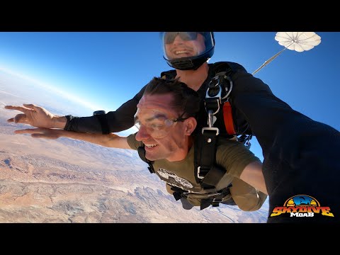 First Time Skydiving! Experience at Skydive Moab - YouTube
