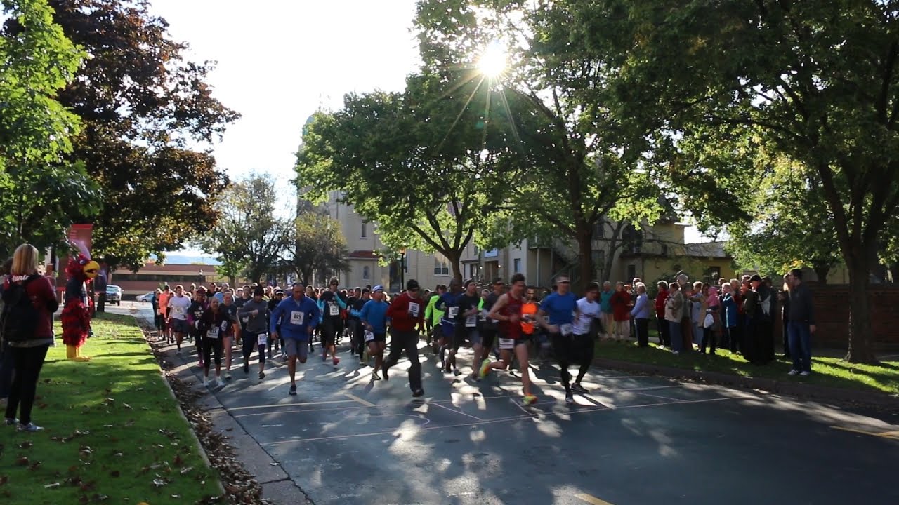 Viterbo University's Friar Frolic 5K Run/Walk 2016 - YouTube