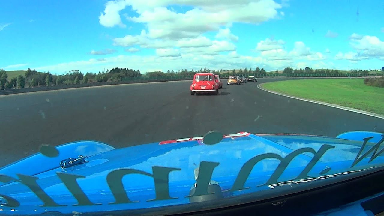 Mini 7 racing Hampton Downs - YouTube