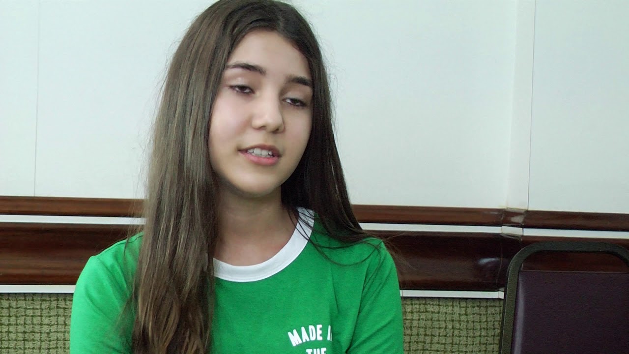 Emily Silvério do Carmo e Camila Alcântara - YouTube