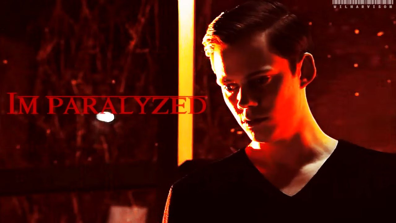 Roman Godfrey [Hemlock Grove] - Where is the real me? - YouTube