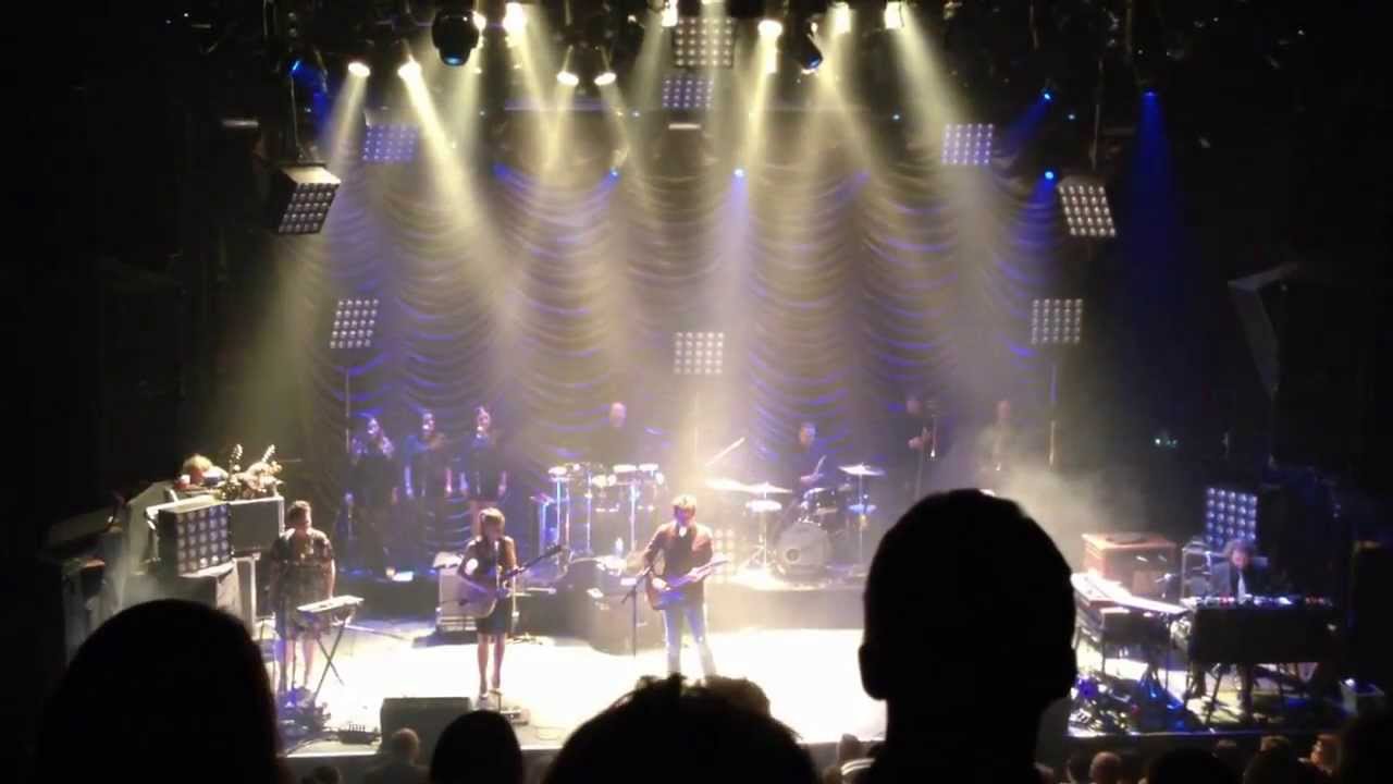 Jarle Bernhoft. On Time (Live with band) - YouTube