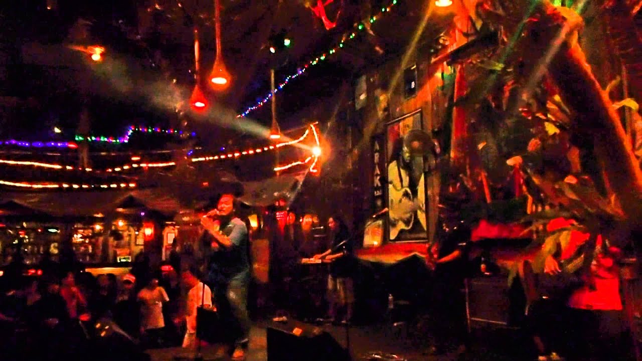 Bali Legian APACHE Bob Marley - YouTube