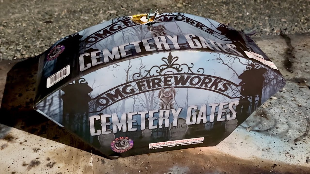 THE BEST FIREWORK FOUNTAIN EVER. - YouTube