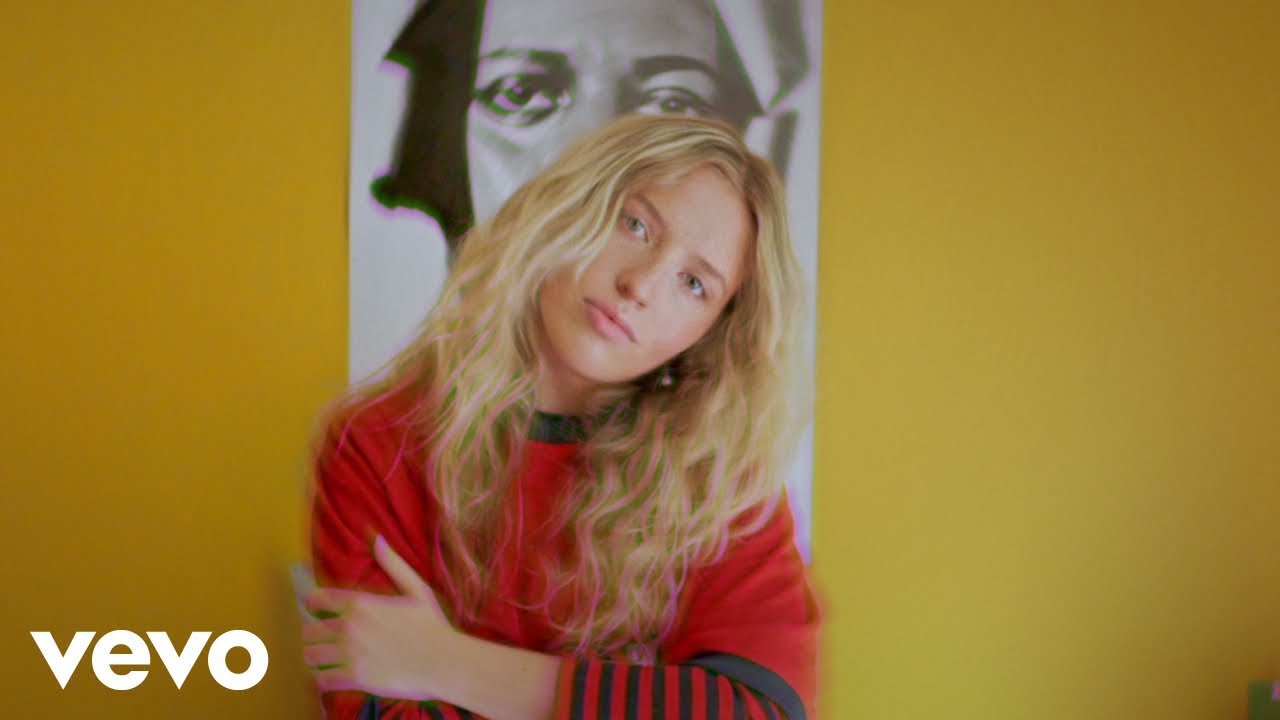 colby! - University (Official Visualizer) - YouTube