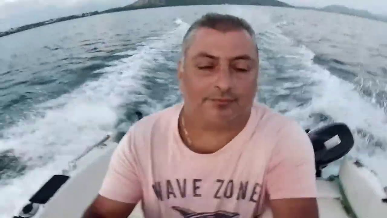 ΕΝΑ ΨΑΡΙ ΕΙΝΑΙ ΑΡΚΕΤΟ - ONE FISH IS ENOUGH - YouTube