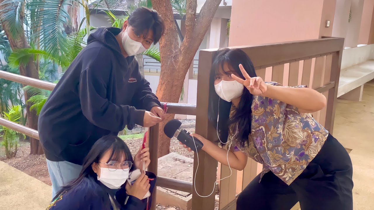 ASMR AT THE UNIVERSITY 🏫 (w/friends) - YouTube