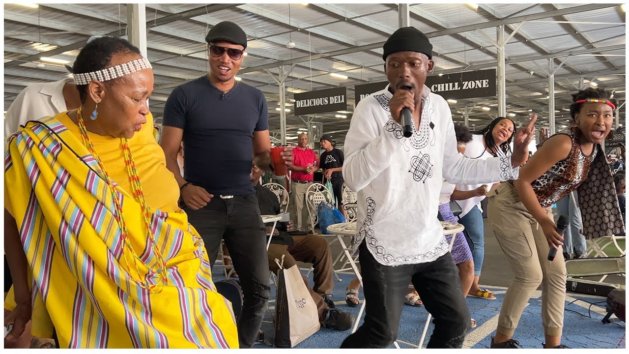 Soweto Family Band | Live from Rosebank Sunday Market (Johannesburg ...