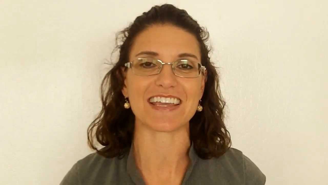 Why Hire Phoenix Realtor Monique Walker - YouTube