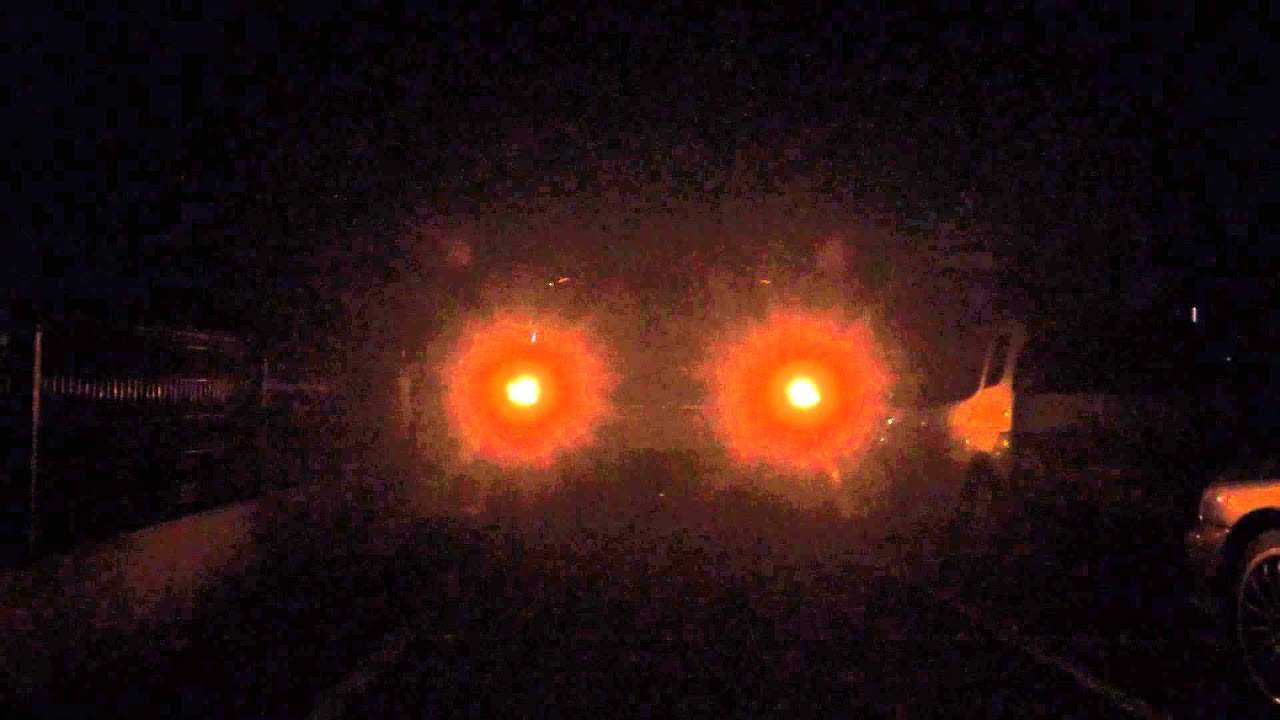 left and right BW321 BW321 リアターンシグナル比較 NCP100 - YouTube