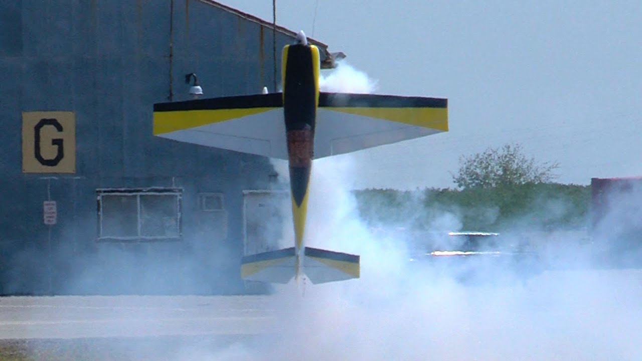 Norios dead stick at the Biggest Little Air Show in San Carlos - YouTube