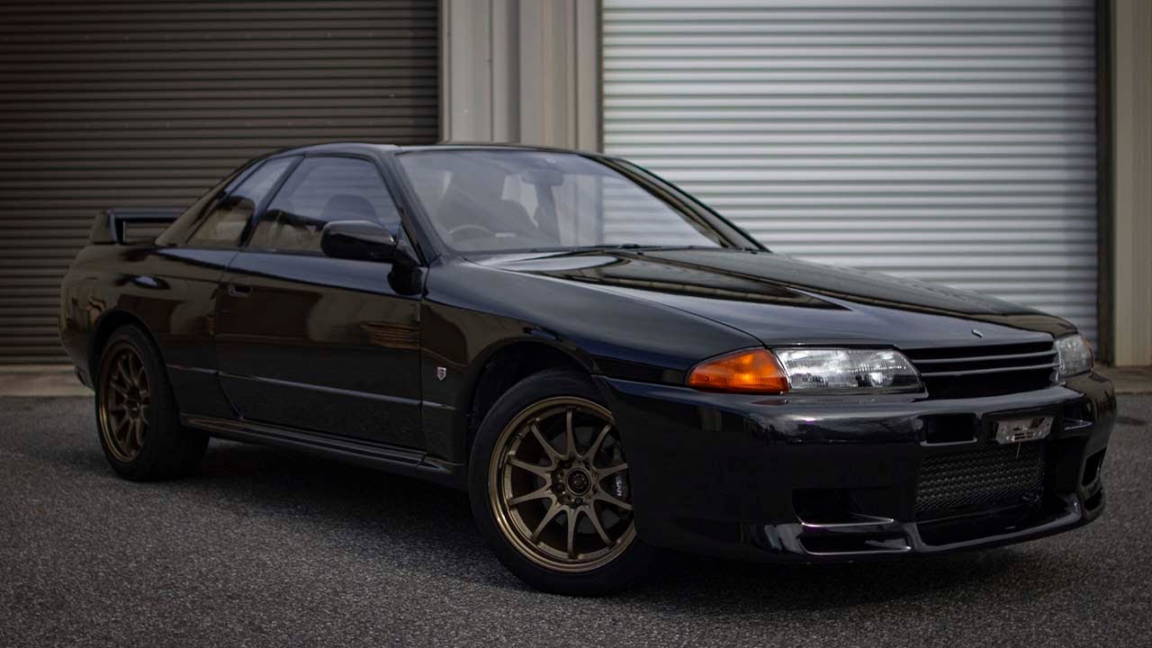 ATL JDM's- 1991 Nissan Skyline GTR (MINT BNR32 CUSTOM ORDER) Walk ...