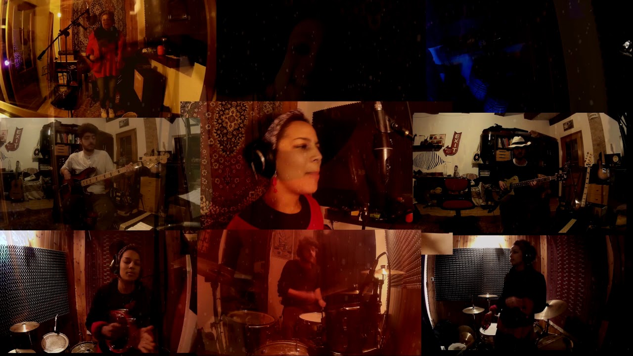 WONDERFUL CHRISTMASTIME (COVER) - RACHEL DOE + TURO - YouTube