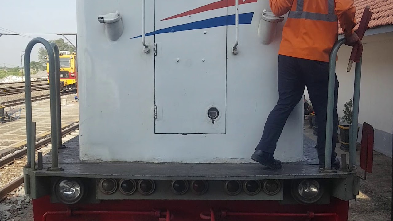 Turn Back Train - YouTube