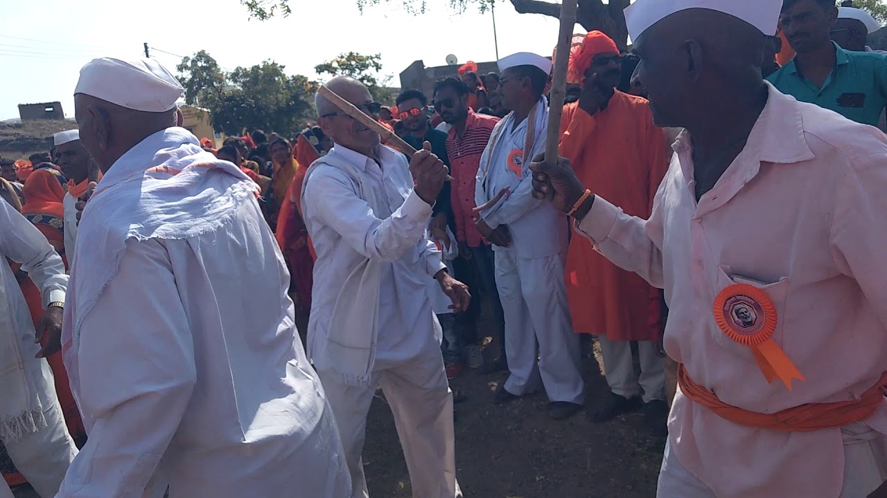 टिपरी नृत्य .....(TIPARI DANCE) - YouTube