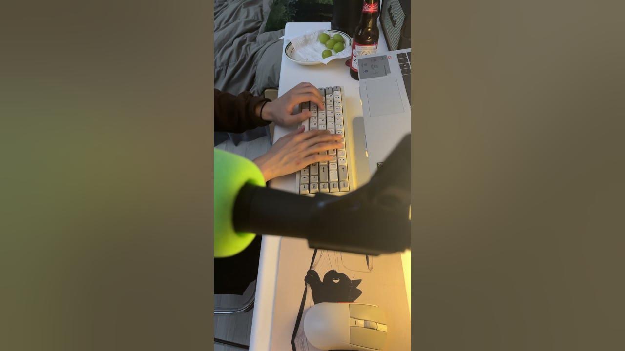 Lucky65 V2 | BSUN TOMCAT 45g (Factory Lubed) - YouTube