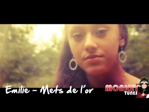 A 14 ans son premier clip = EMILIE SCHEID - Mets de l'Or [official clip]