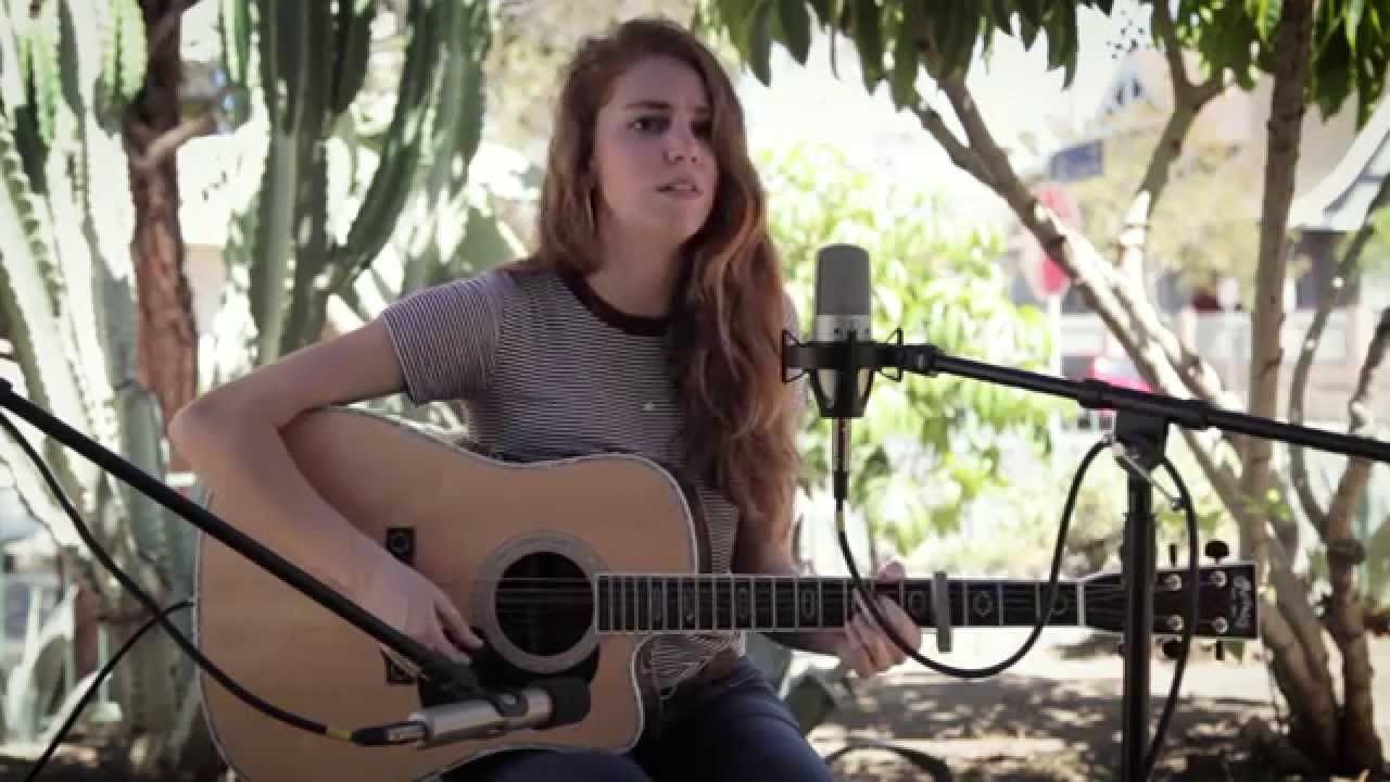 Kristin McFadden - Classic Confusion [Live] - YouTube