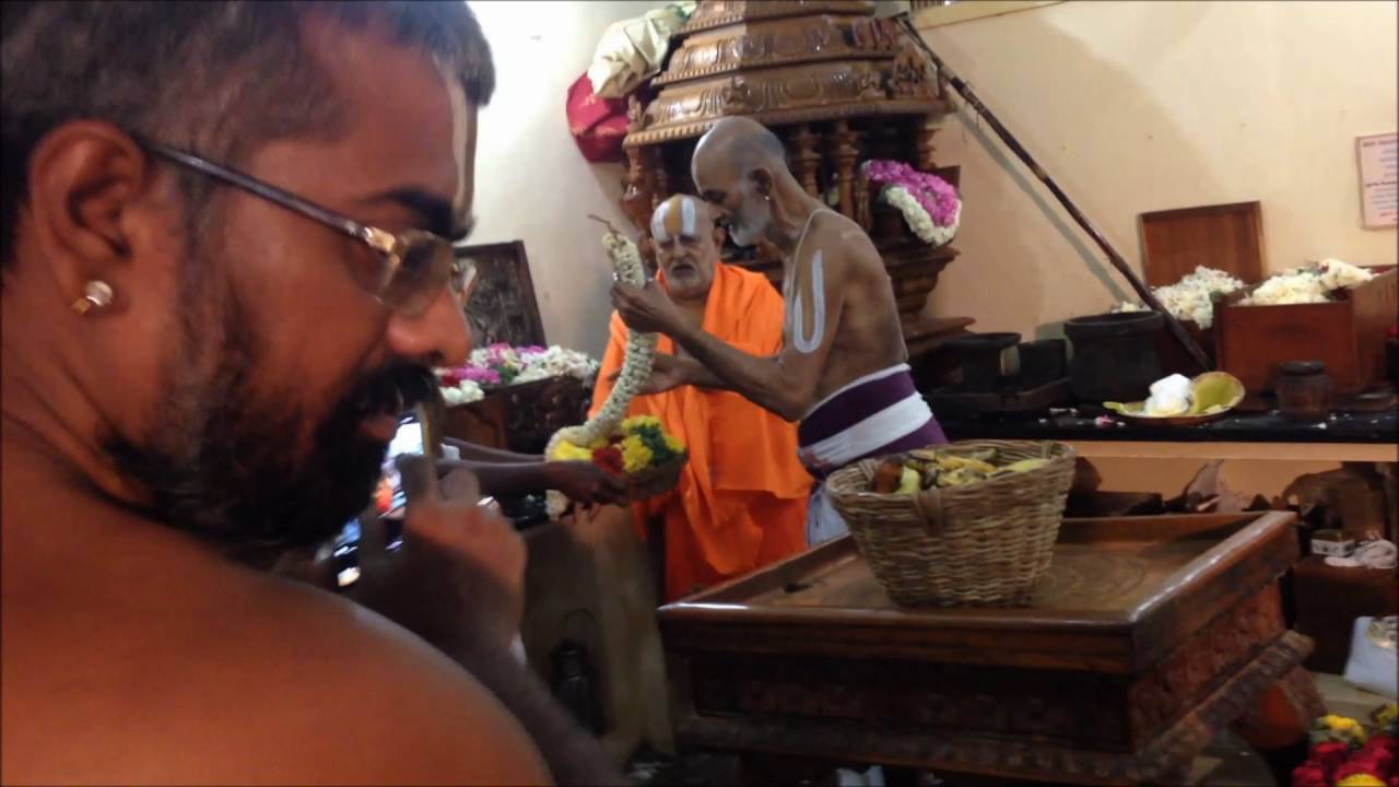 Srirangam Srimath Andavan Ashramam - YouTube