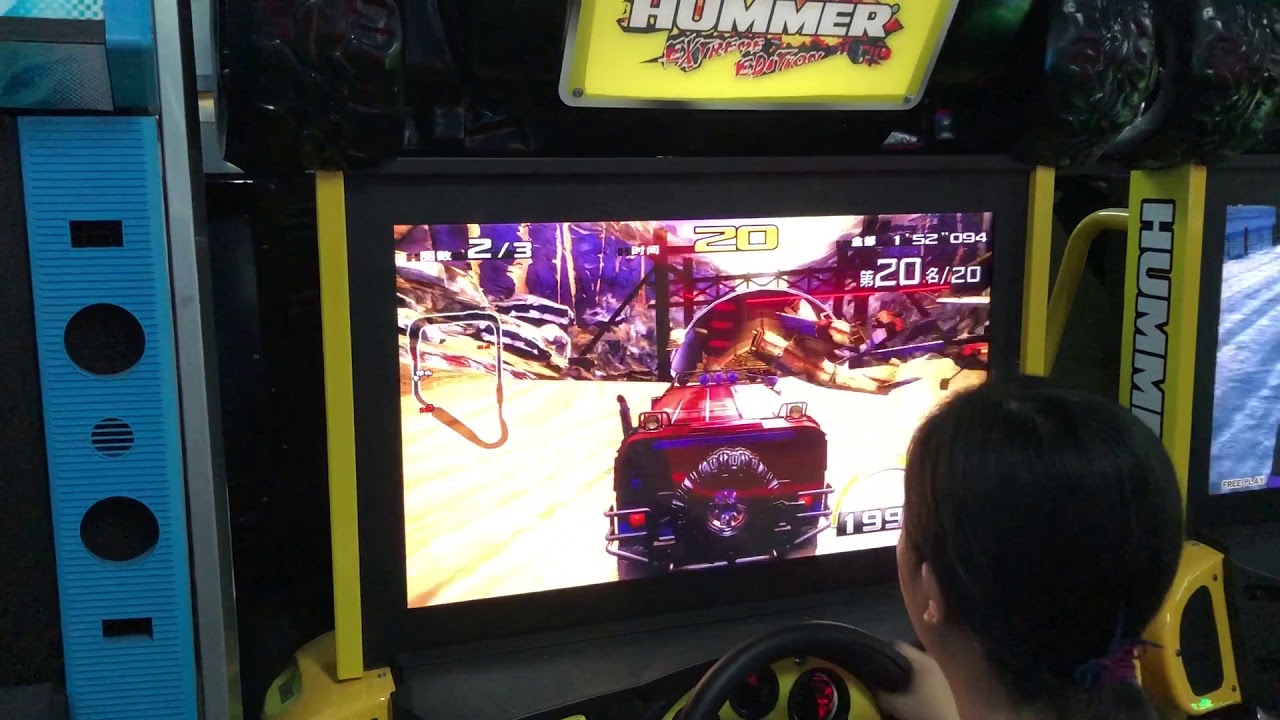Hummer racing arcade machine - YouTube