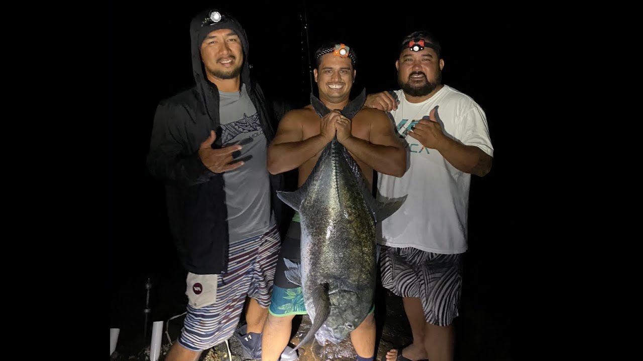 Ulua fishing - YouTube