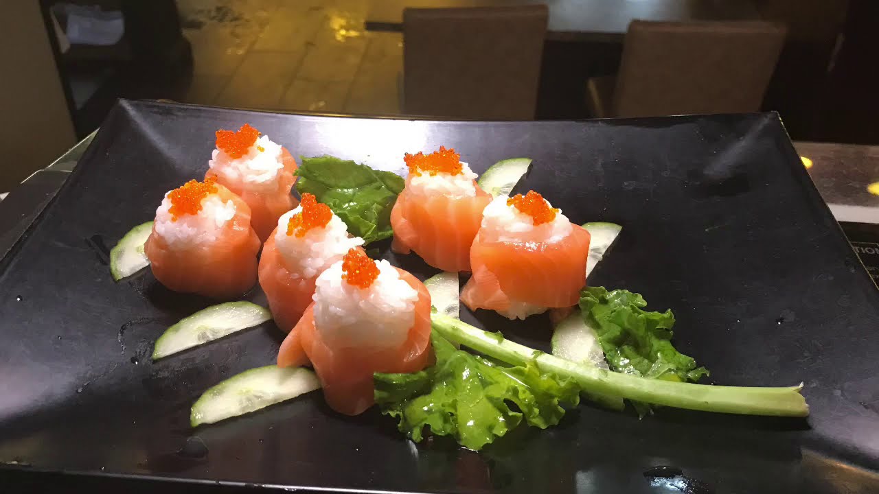 Salmon Rose Sushi