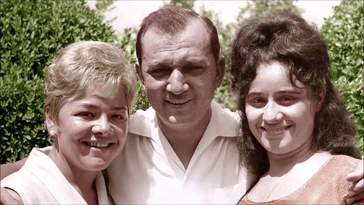 ΤΟ ΠΑΛΛΗΚΑΡΙ ΠΟΥ ΓΥΡΝΑ. ΜΑΝΩΛΗΣ ΧΙΩΤΗΣ - ΓΙΩΤΑ ΛΥΔΙΑ. - YouTube