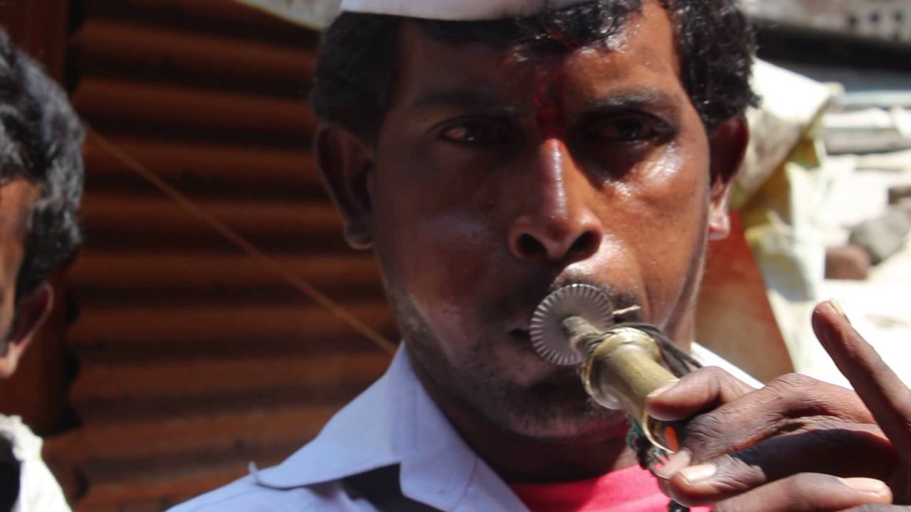 Street Musician Playing HALGI(Drum) and PIPANI(shehnai) - YouTube