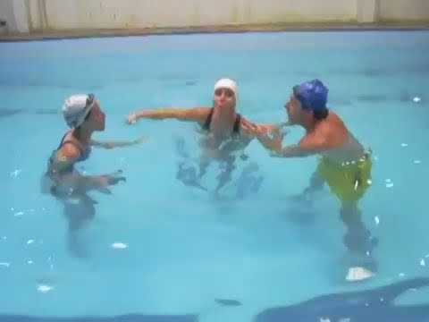 Cagou na piscina kkkkk